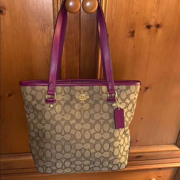 Gently Used Coach Handbags | Paul Smith